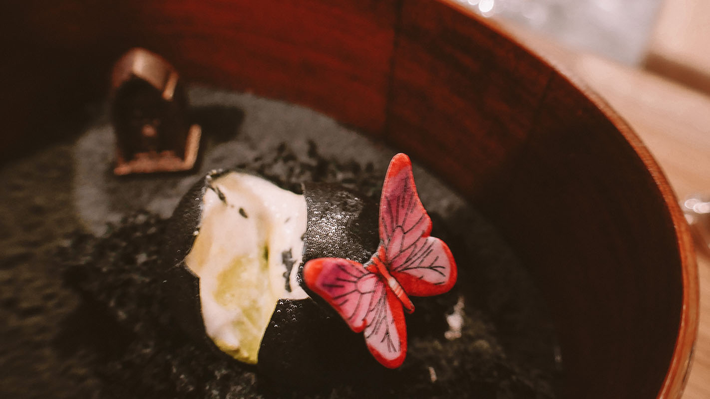 See what a Chef's Table experience is like - Ling Kitchen - Chef's Table